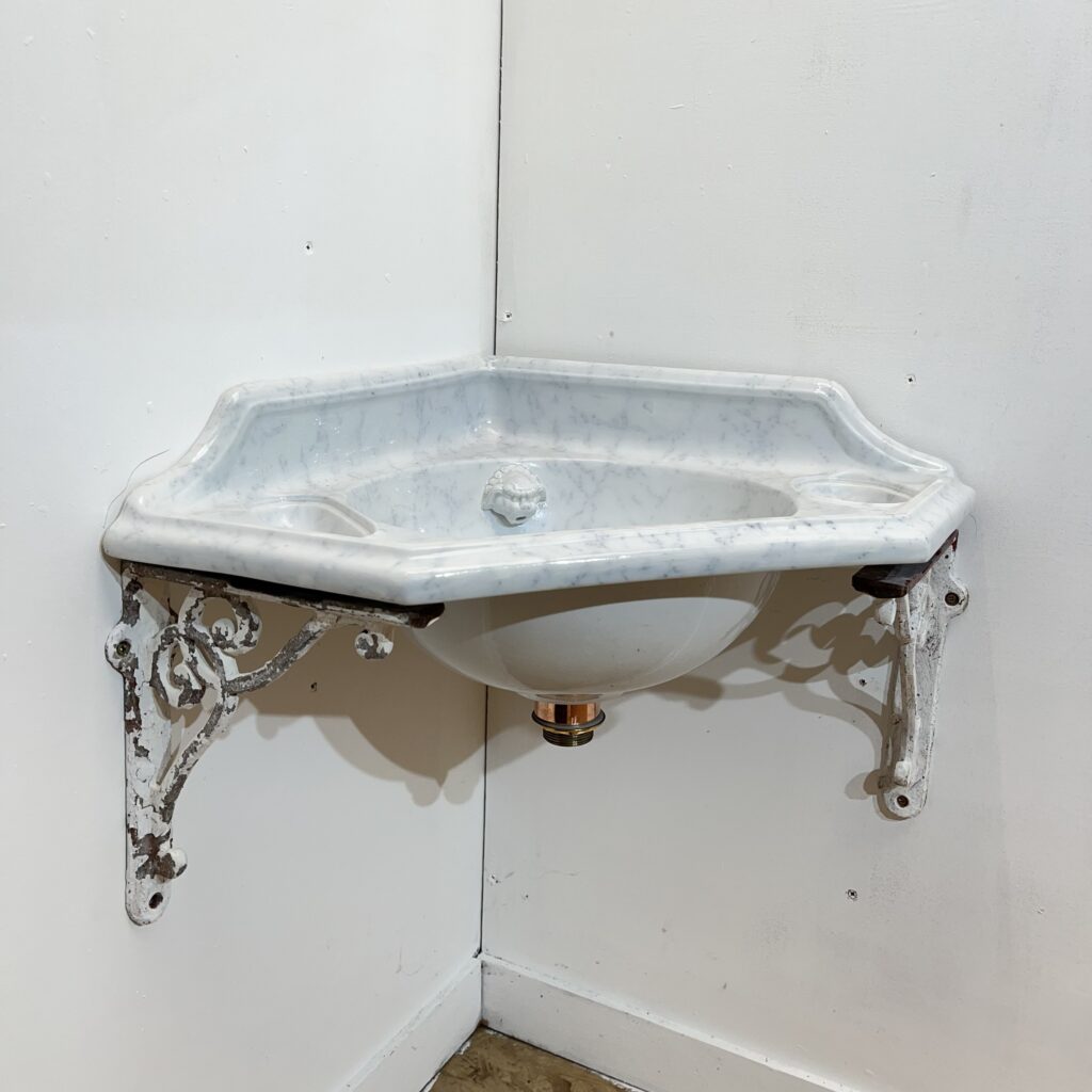 Small Marbleised Antique Corner Basin - Sanitary Salvage